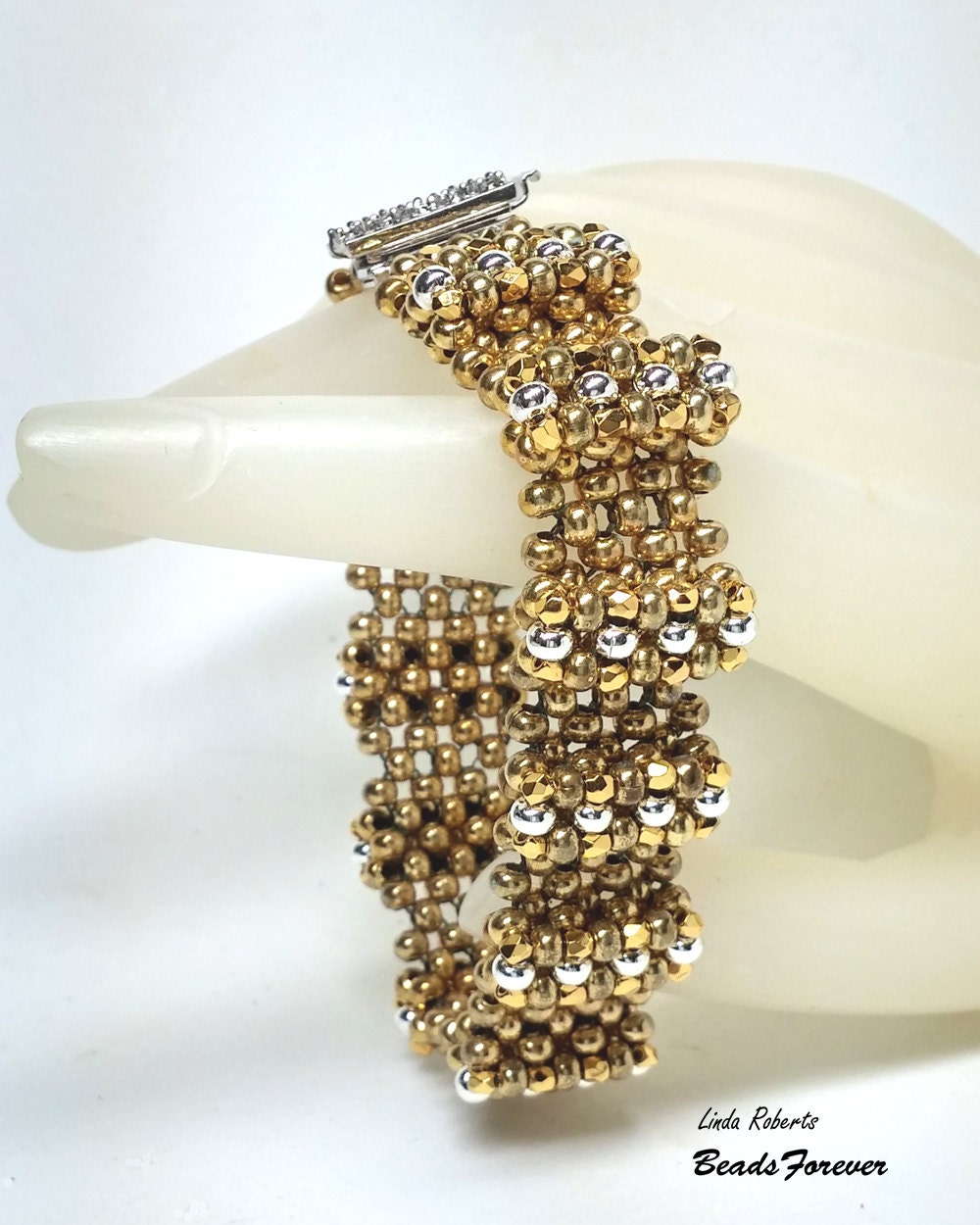 Beading Tutorial High Rise Metal Bead Bracelet Right Angle and Cubic ...