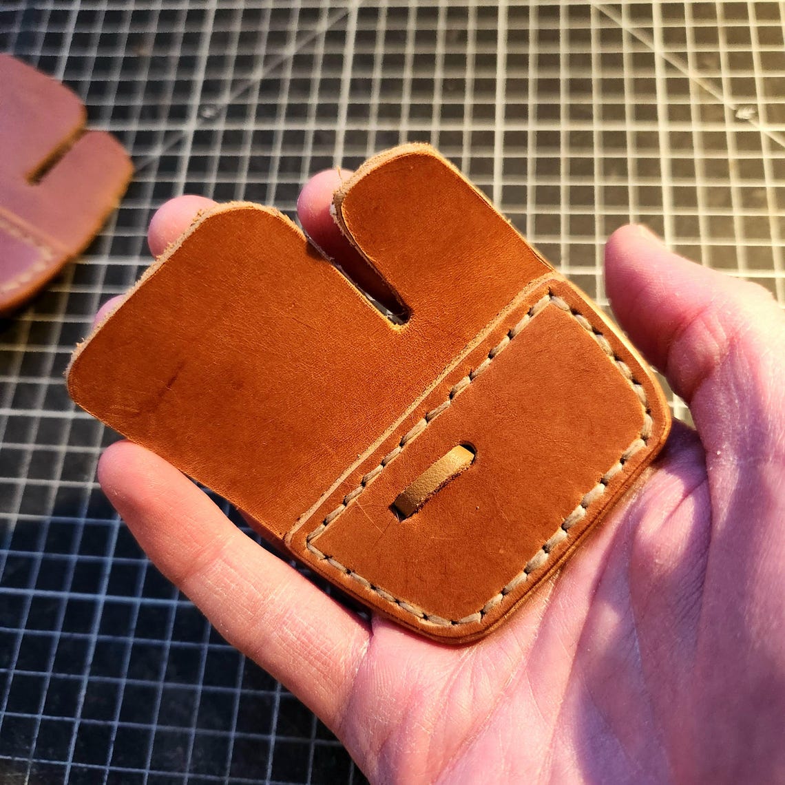 Traditional Archery Finger Tab, Split-finger, Full-grain Leather, Hand ...
