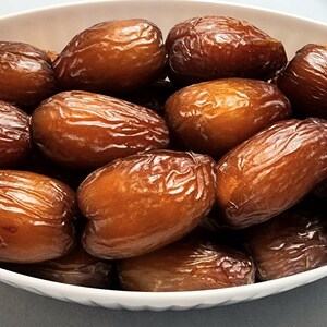 3 Lbs 2024 Harvest Fresh RUTAB Super Jumbo Whole Medjool Dates Gift Box ...
