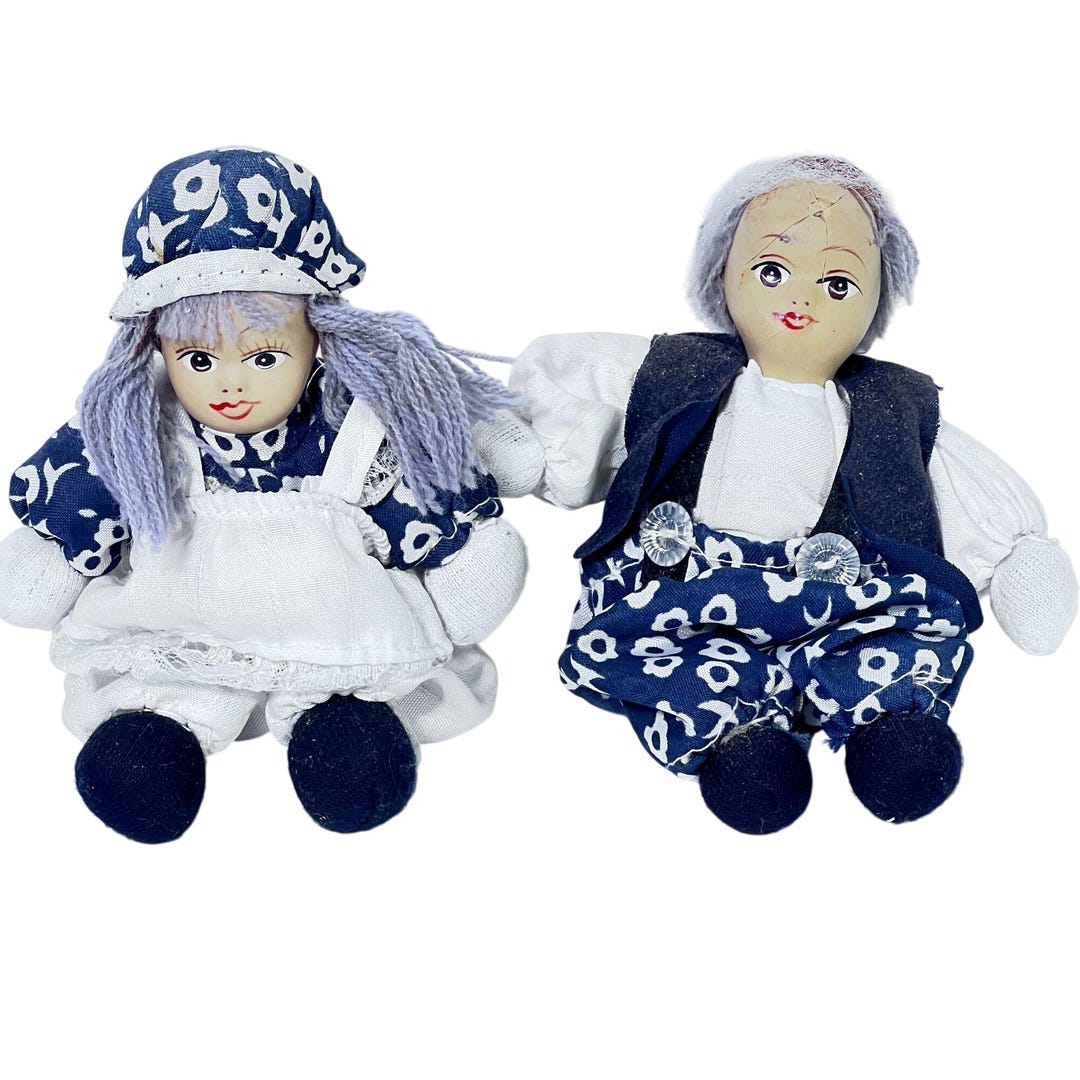 Vtg Amish Boy & Girl Dolls Floral Outfits Composite Faces Shelf Sitters ...