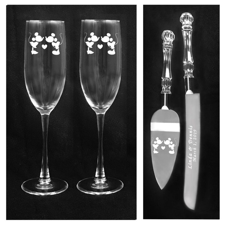 Mickey and Minnie Mouse Kiss Heart Wedding Glasses and Knife Set FREE ...