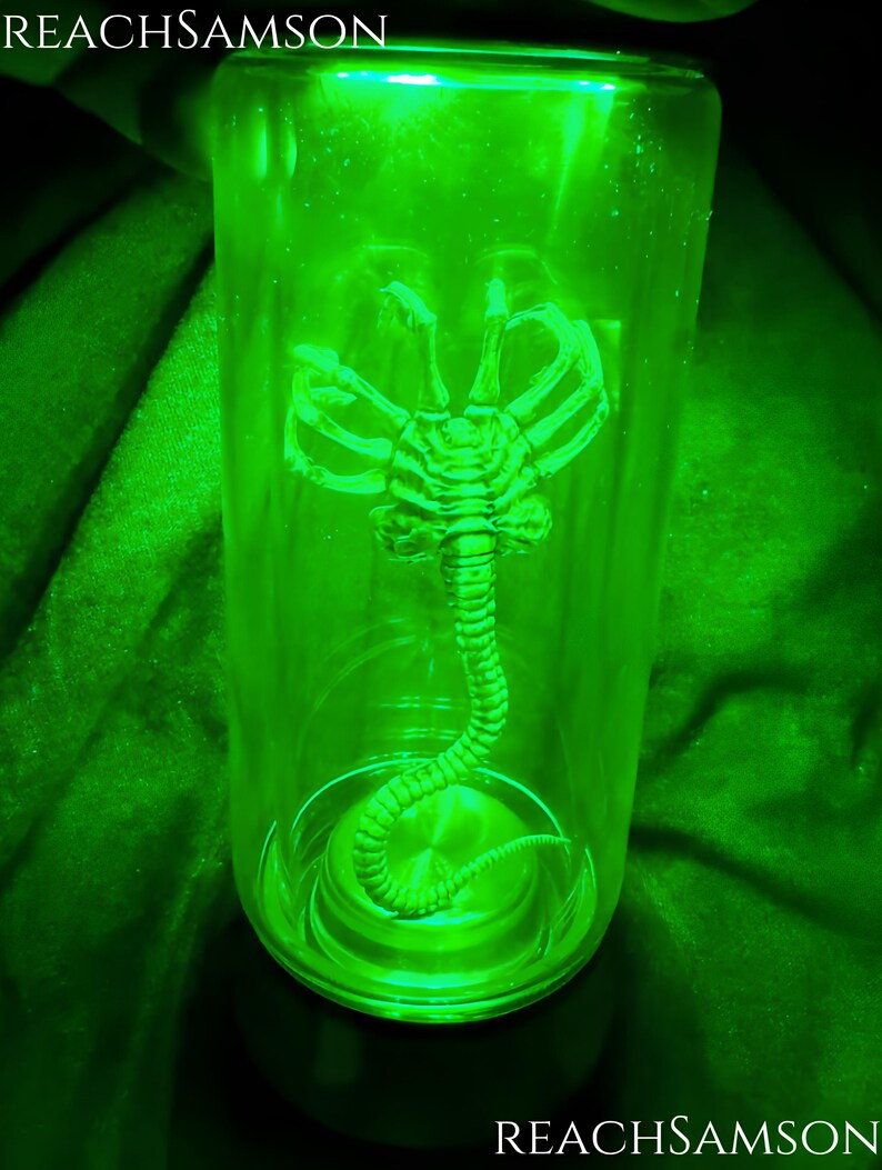 Alien Glow Jar, Xenomorph and Specimen Facehugger, Embryo Glass Jar ...