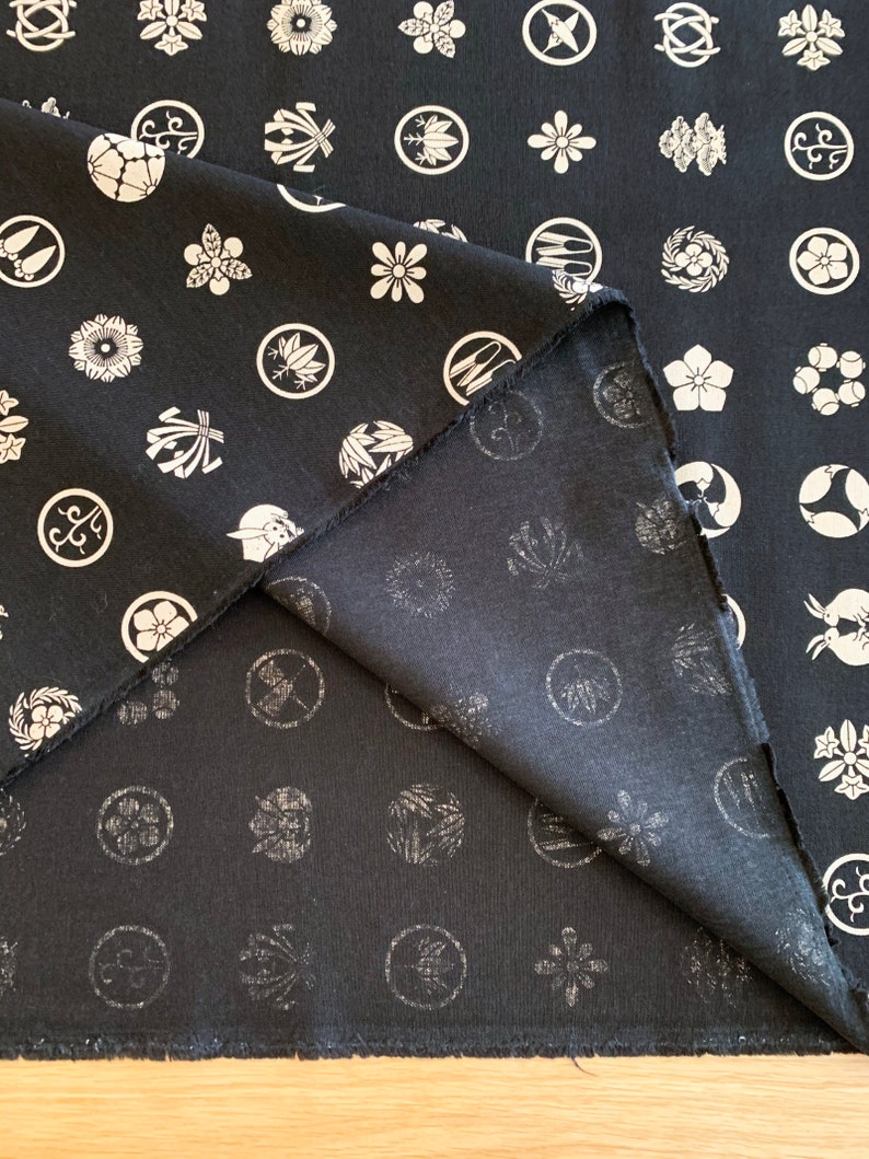 Japanese Family Crests Kamon Cotton Fabric 04-84A Black Beige - Etsy