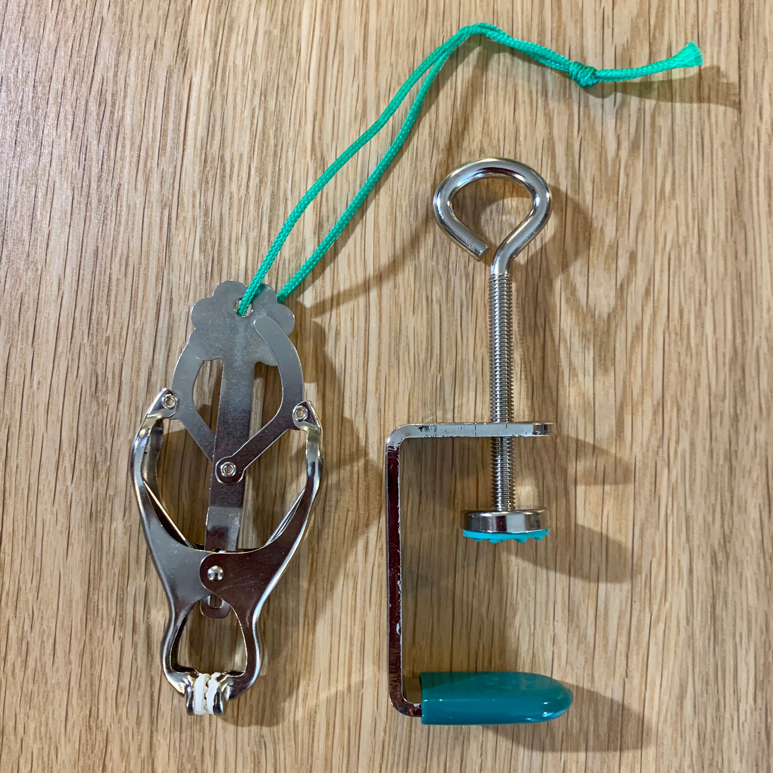 Tulip Japanese Kakehari Third Hand Clamp and Table Brace | Etsy