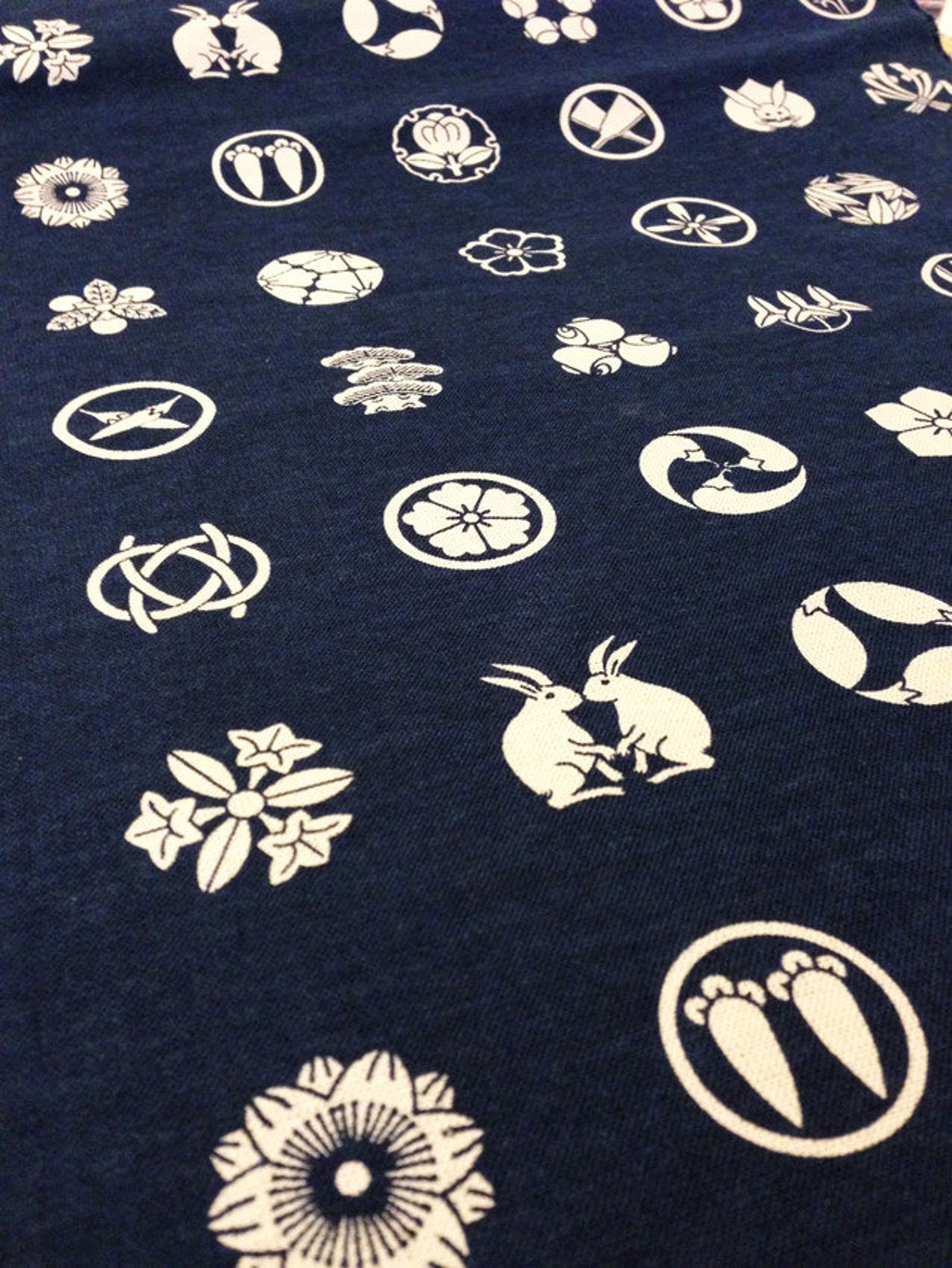 Japanese Family Crests Kamon Cotton Fabric 04-84B Navy Blue - Etsy Canada