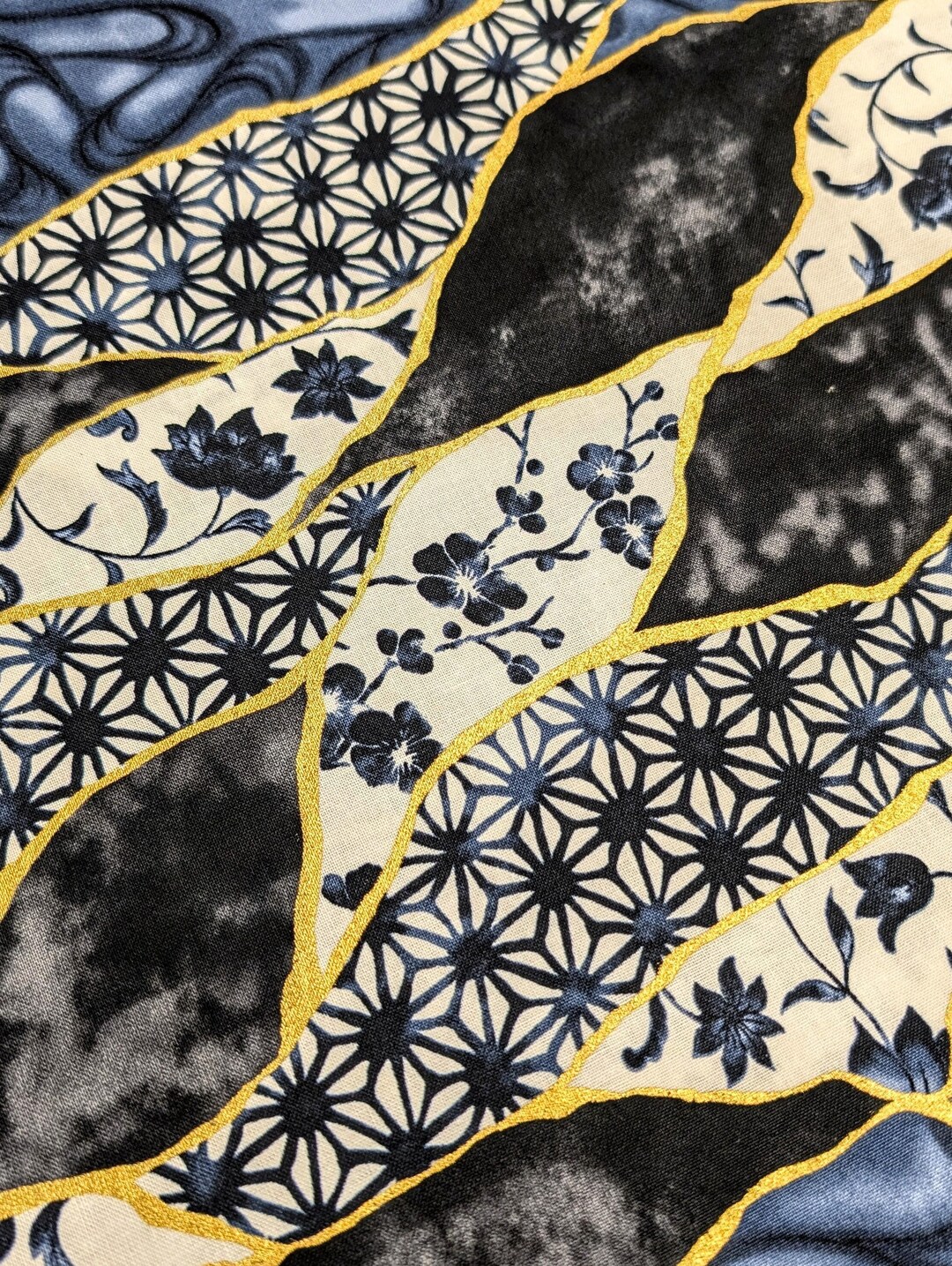Senyo Patterned Golden Kintsugi Japanese Cotton Fabric SO-8600-2 B ...