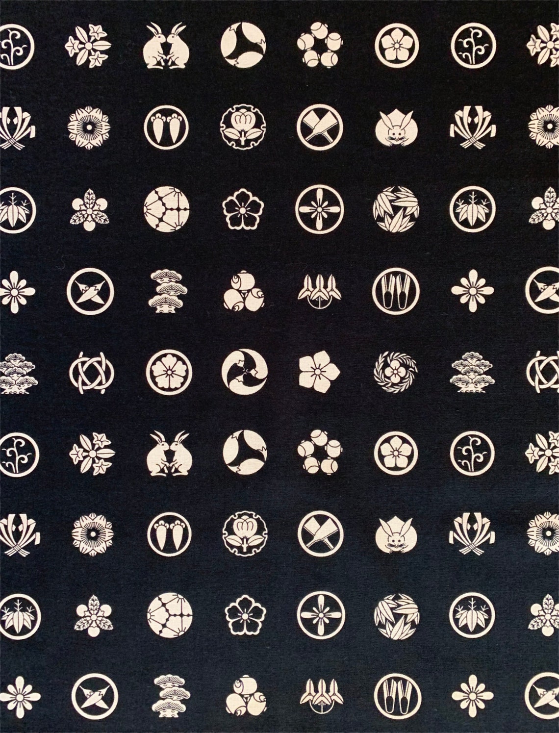 Japanese Family Crests Kamon Cotton Fabric 04-84A Black Beige - Etsy