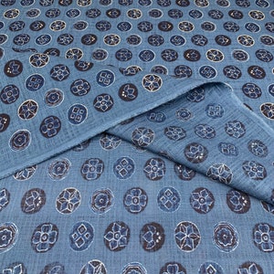 Sevenberry Vintage Crests Japanese Cotton Fabric 83047-1-2 Medium Blue ...