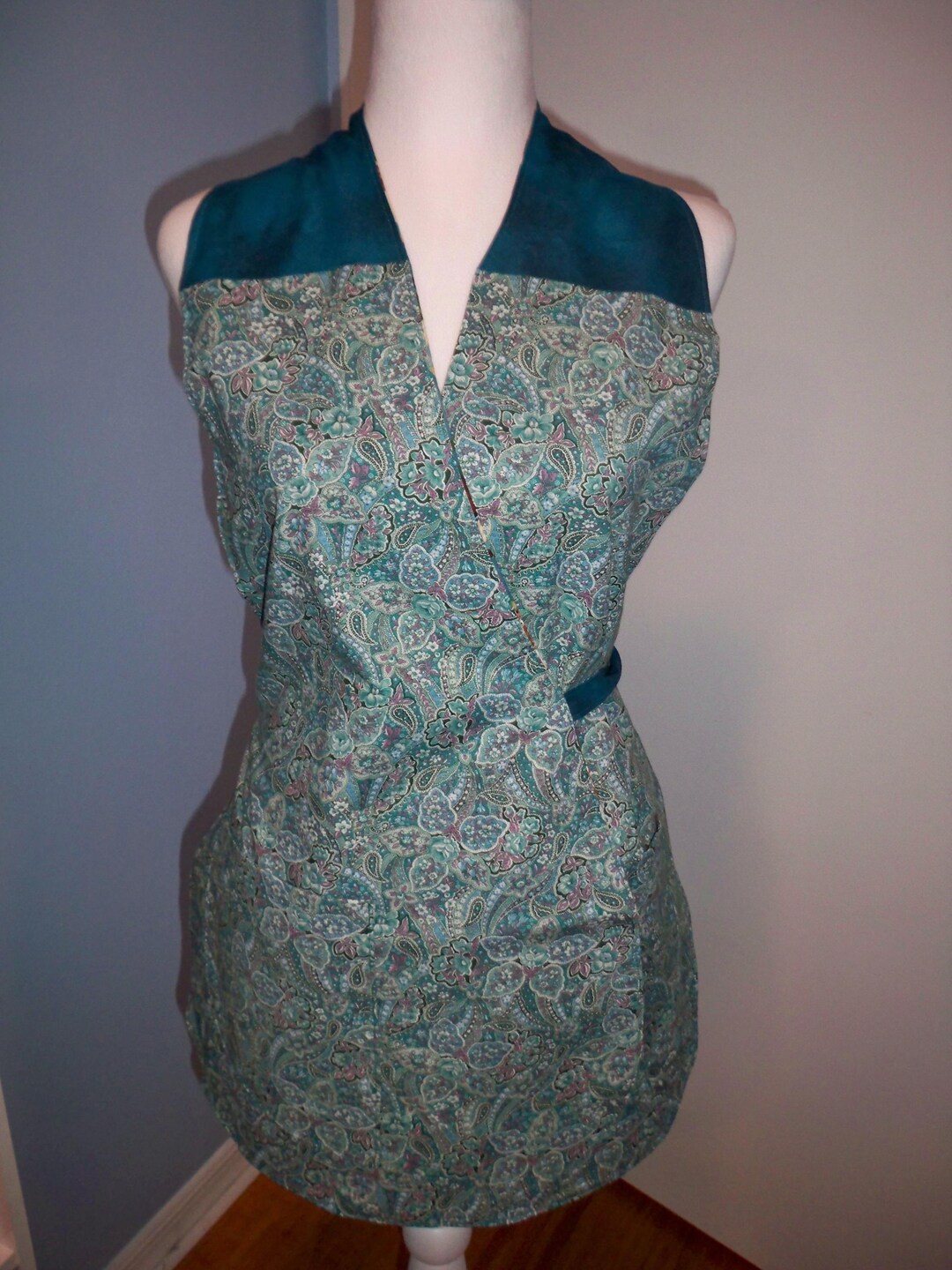 Adult Wrap Backless, Reversible Aprons, One Size Fits All! Vintage ...