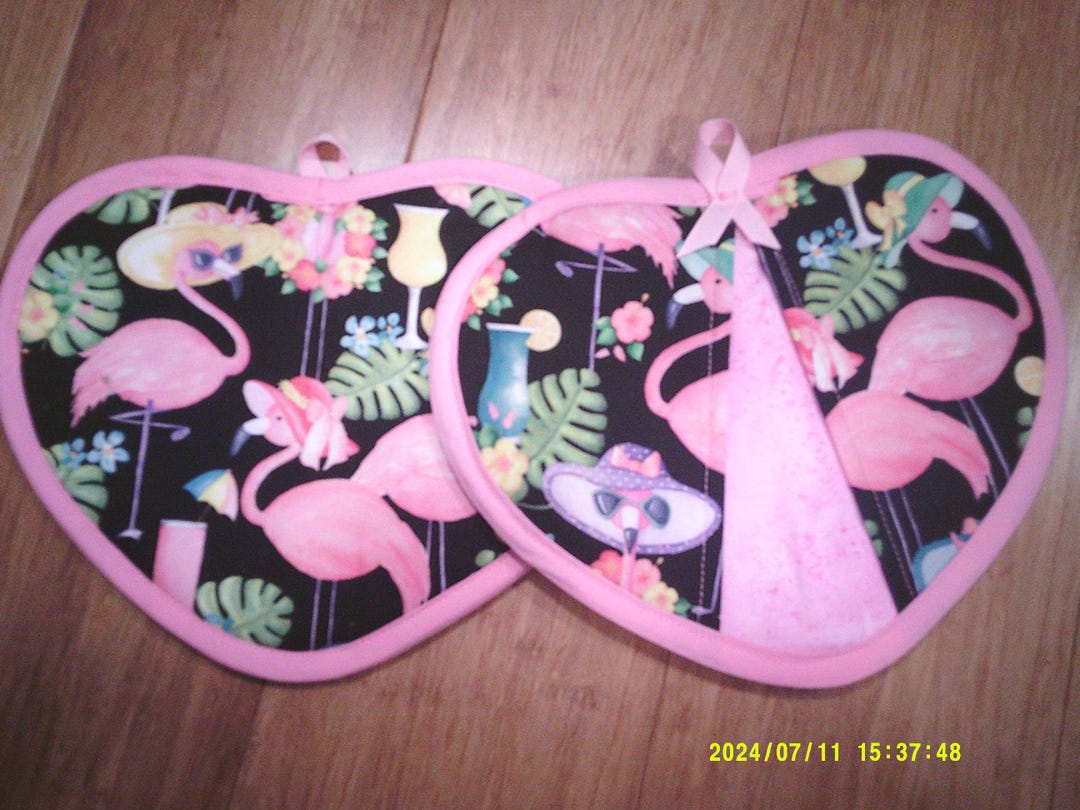 Heart Shaped Hand Saver Pot Holder Oven Mitt, Heat Resistant W/ Insul ...
