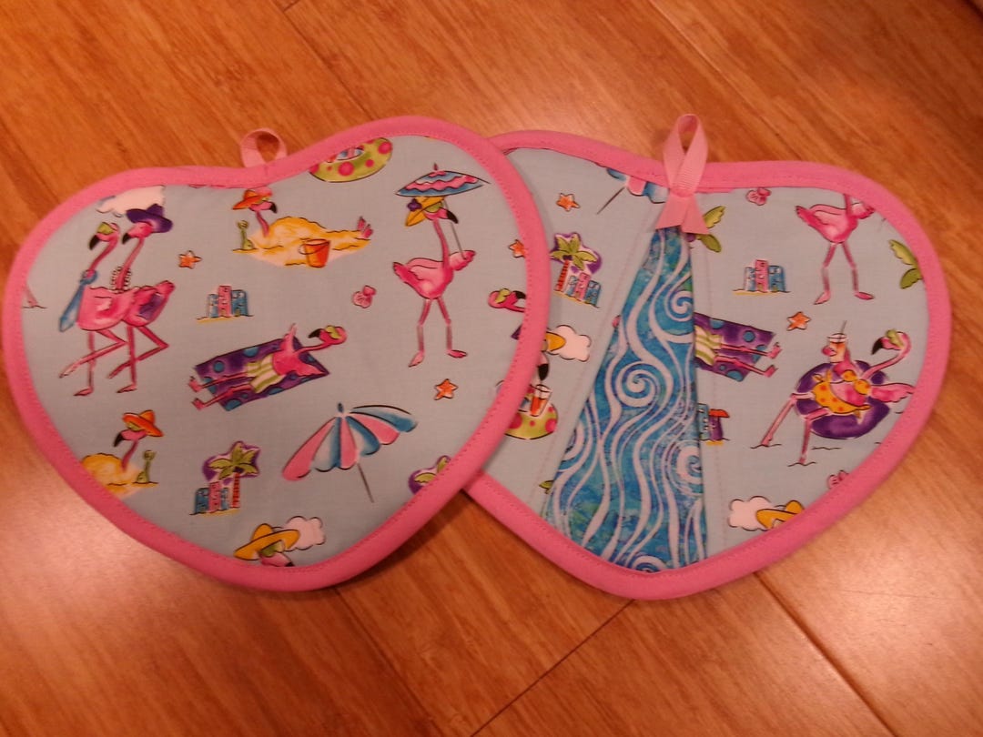 Heart Shaped Hand Saver Pot Holder Oven Mitt, Heat Resistant W/ Insul ...