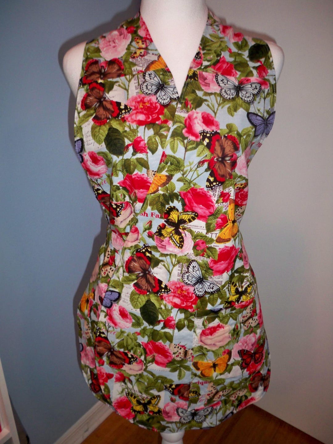 Adult Wrap Backless, Reversible Aprons, One Size Fits All! Vintage ...