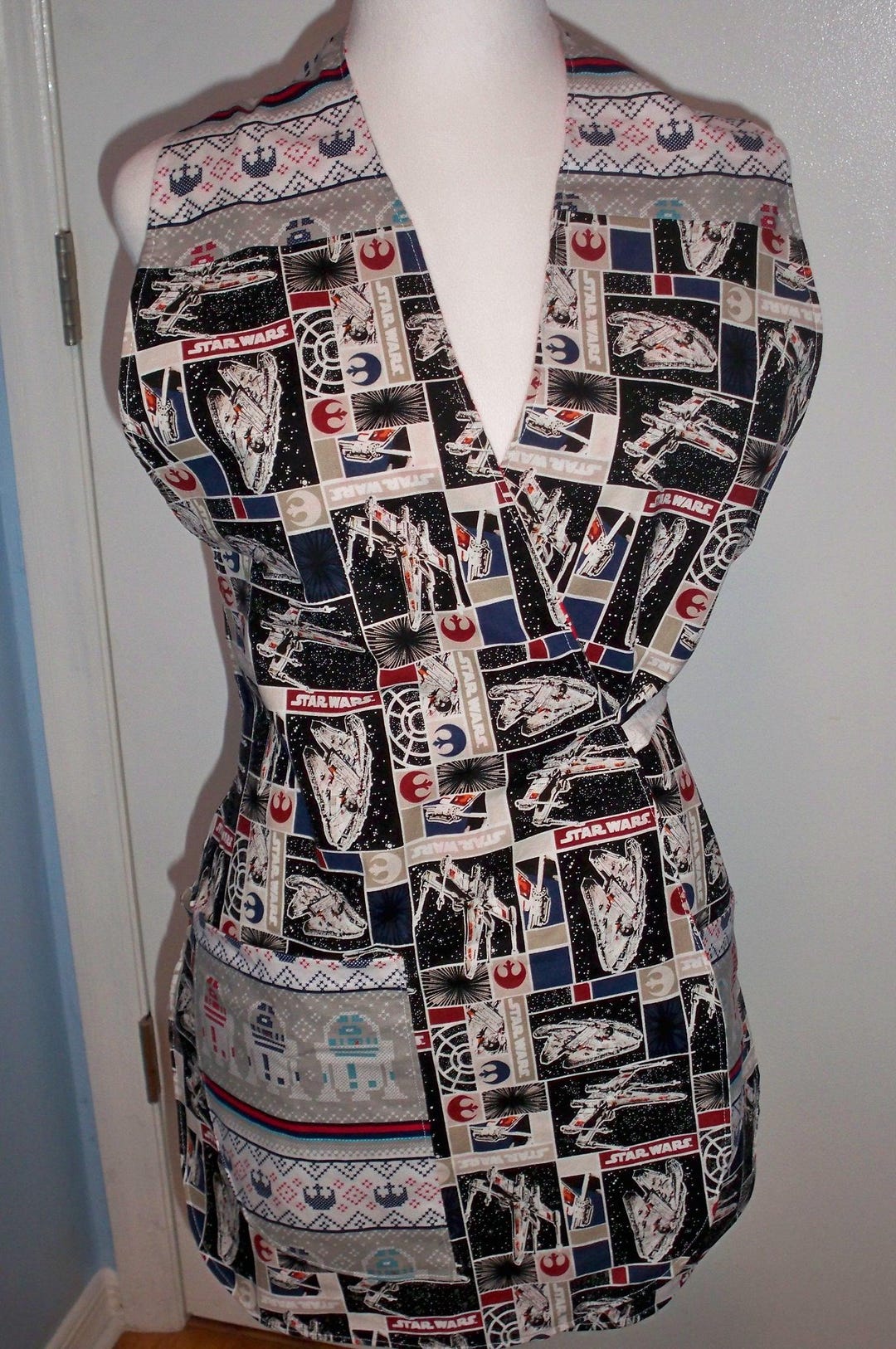 Adult Wrap Backless, Reversible Aprons, One Size Fits All! Vintage ...