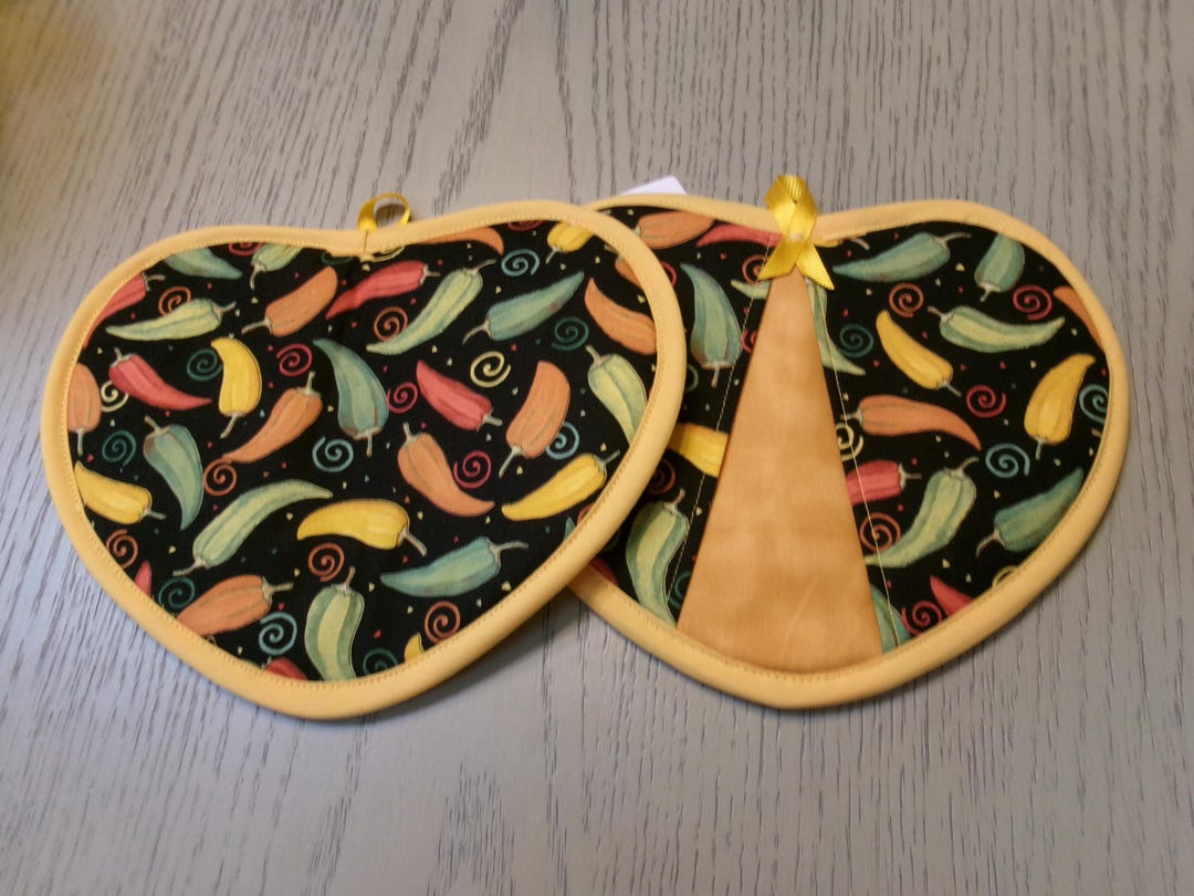 Heart Shaped Hand Saver Pot Holder Oven Mitt, Heat Resistant W/ Insul ...