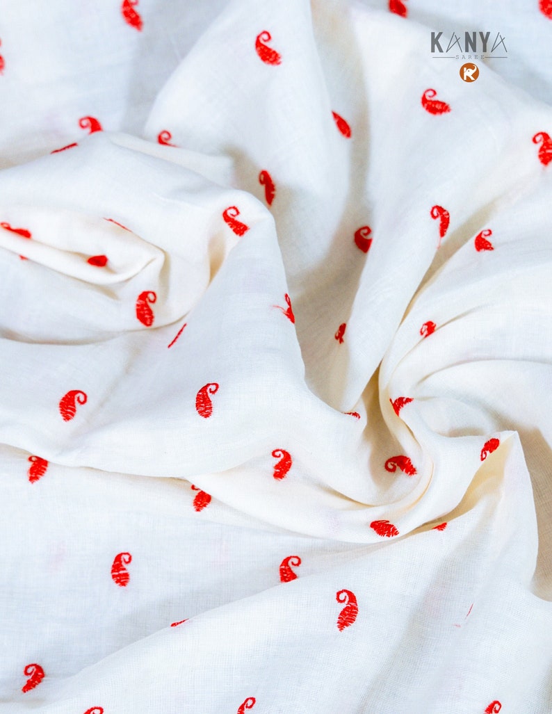 White and Red Kantha Stitch Mal Cotton Saree | Handwoven Soft Cotton ...