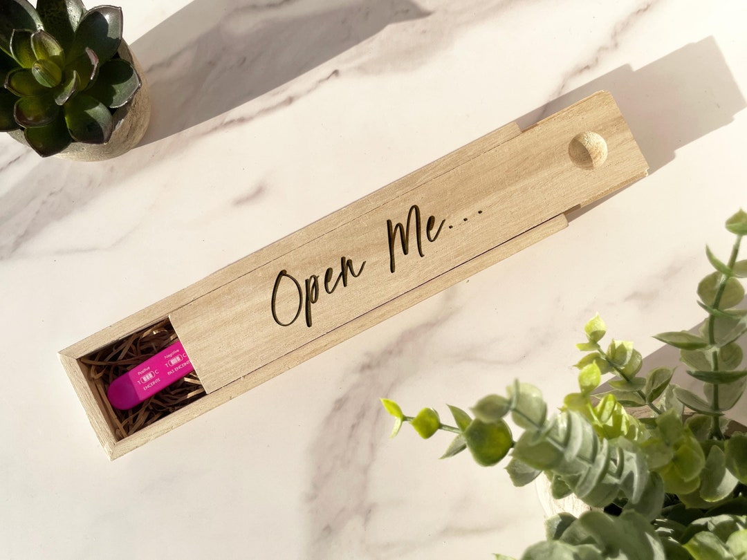 Custom Pregnancy Announcement Keepsake Box gifts for Pregnant Women ...