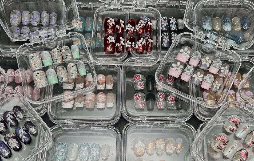 Mystery Press-on Nail Box | 2–4 Sets Hand-painted Floral, Glitter ...