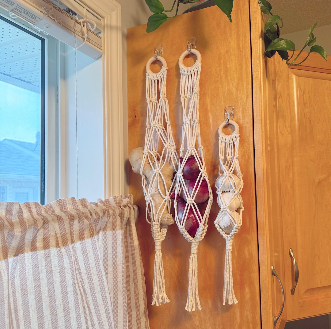 Boho Macramé Produce Hanger| Storage for Onion, Garlic, Ginger, Lemon ...