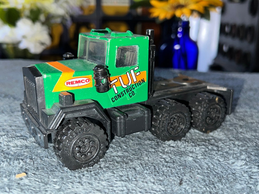 Vintage 1986 Remco TUF Construction Semi Tractor - Etsy