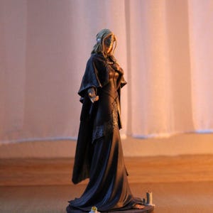 Fire Keeper Figure, Statue Painted, Unpainted Garage Kit - Etsy