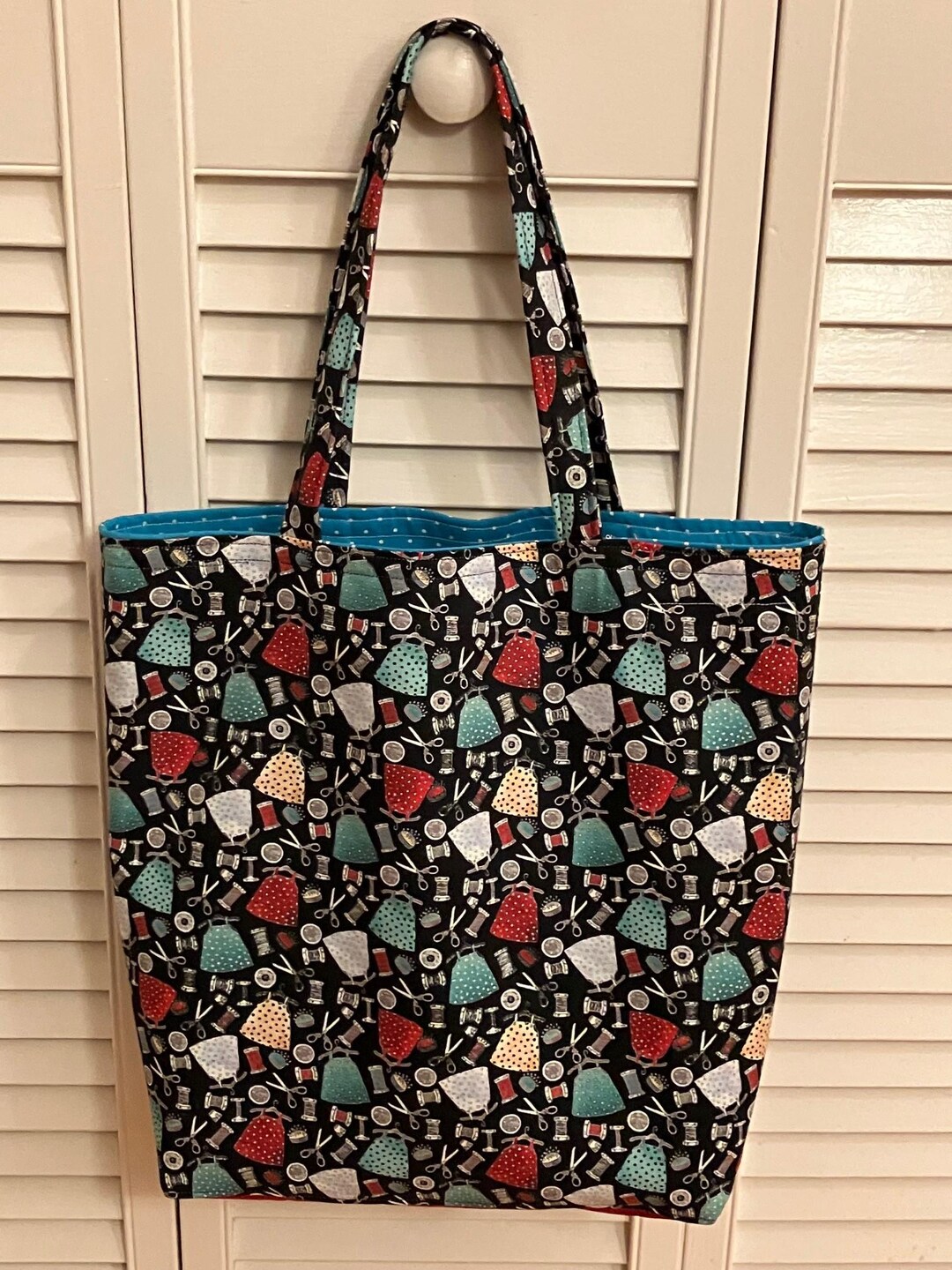 Sewing Notions Shoulder Tote Bag Cotton Fabric Needles and Threads on ...