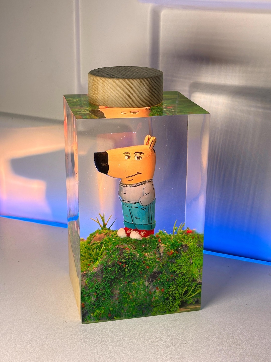 Lámpara de resina Chill Guy Meme, diorama hecho a mano - Etsy España