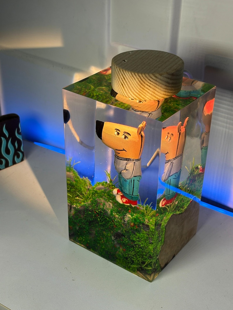 Lámpara de resina Chill Guy Meme, diorama hecho a mano - Etsy España