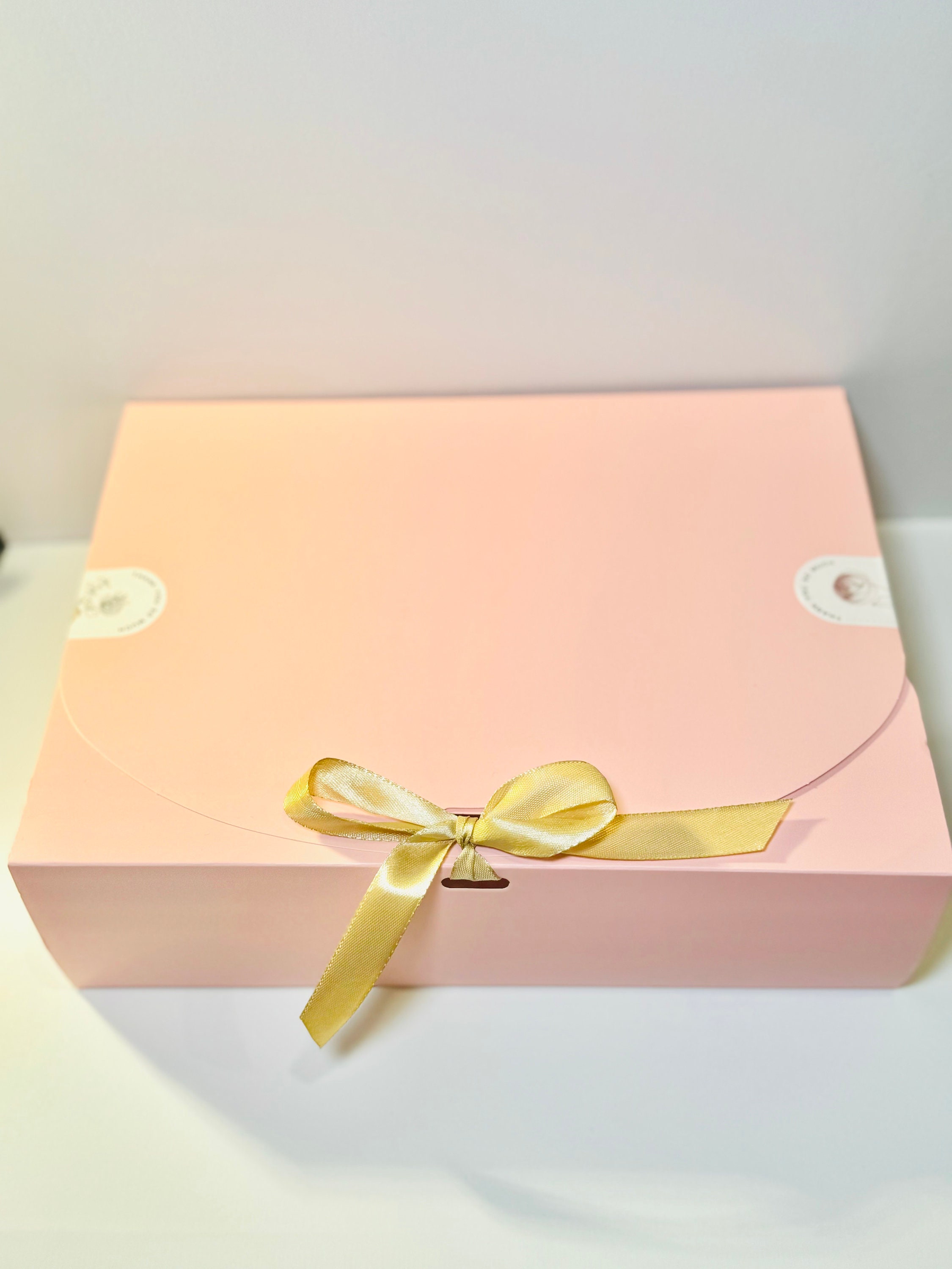 Mama to Be Gift Box. Gift Box for Mamas. Mama Self Care Box. Box for ...