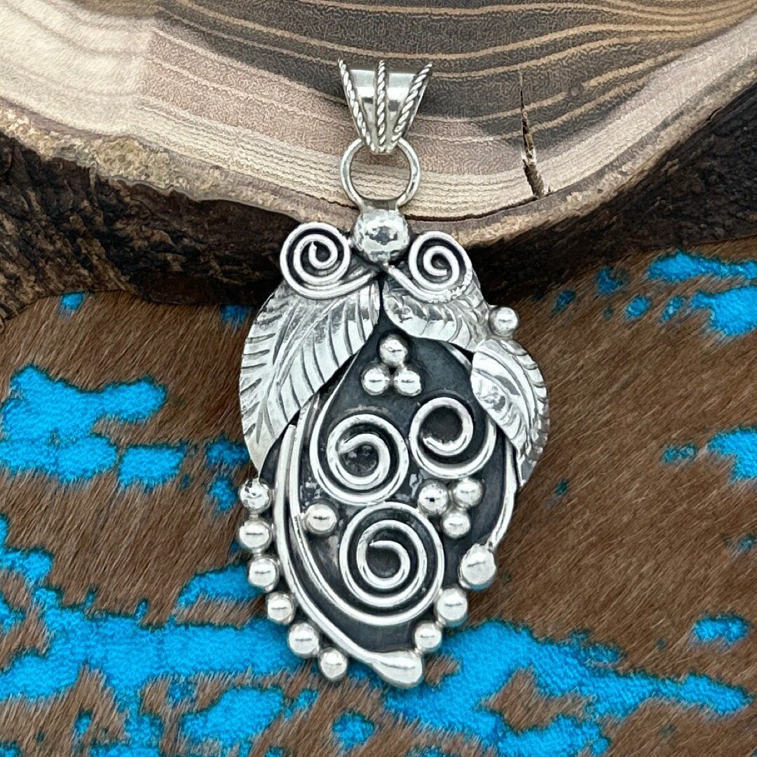 MONROE & LILLIE ASHLEY Navajo Sterling Pendant Curly Ques Leaves Raindrops - Etsy