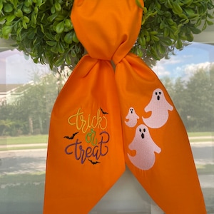 Halloween Wreath Sash. Ghost Wreath Sash. Trick or Treat. Spooky Wreath ...