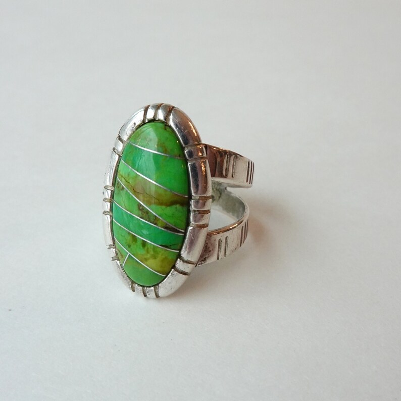 Vintage Sterling Silver Green Inlaid Ring - Etsy