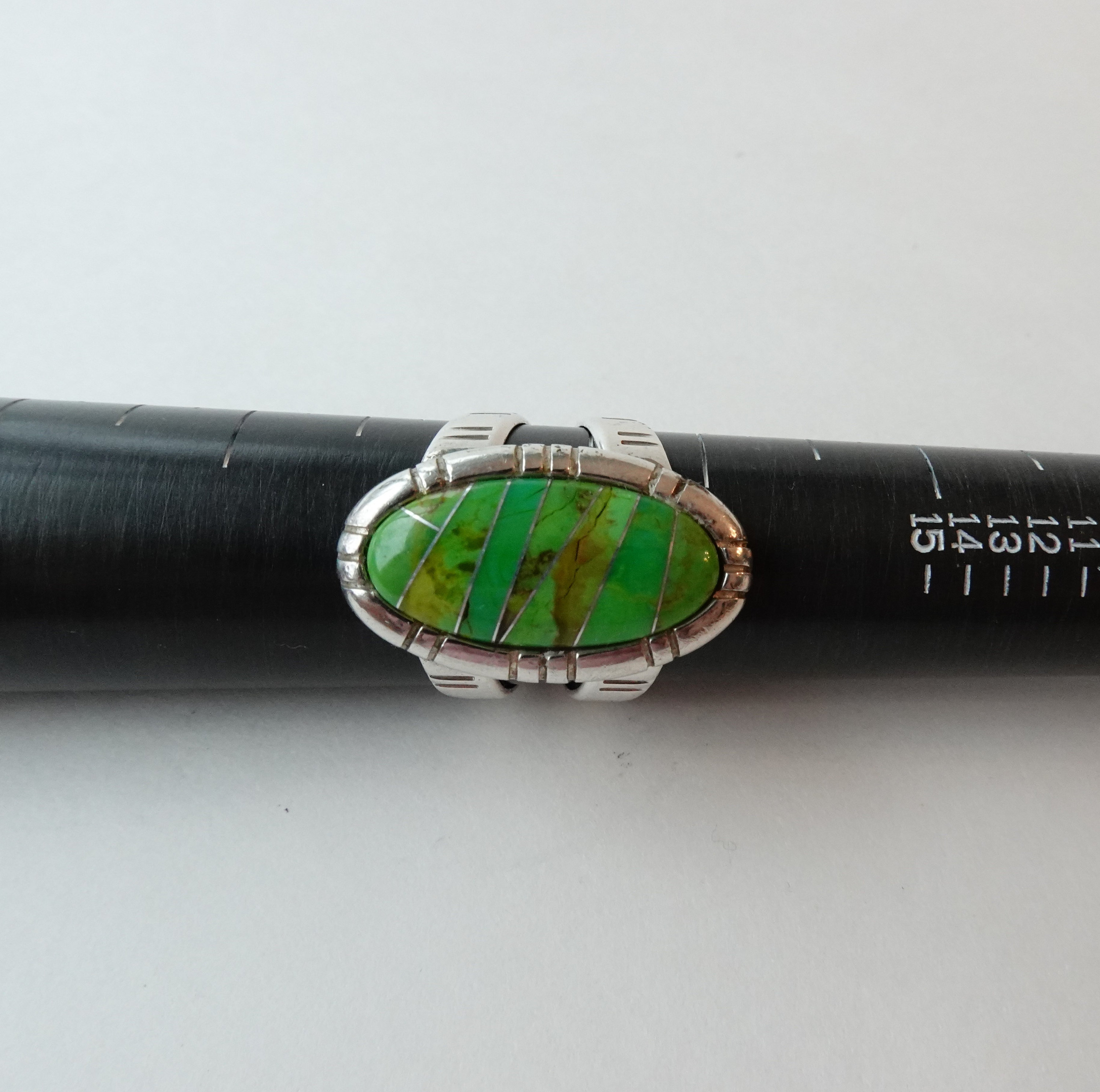 Vintage Sterling Silver Green Inlaid Ring - Etsy
