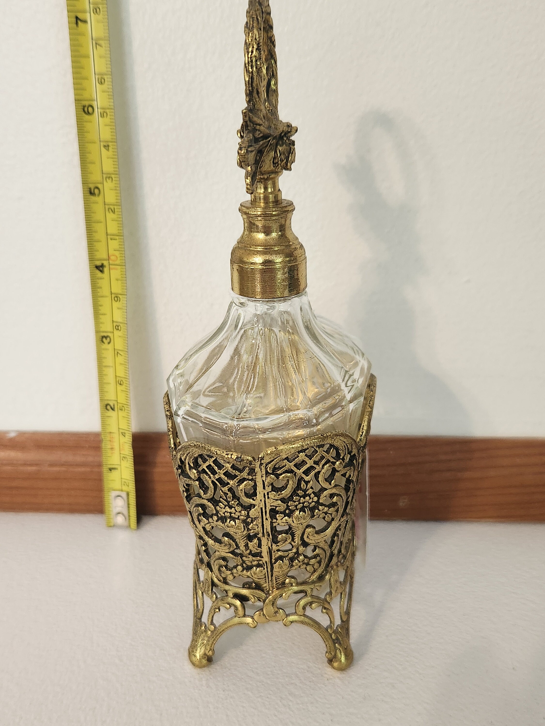 Vintage Gold Filigree Hollywood Regency Perfume Bottle W/ Crystal ...