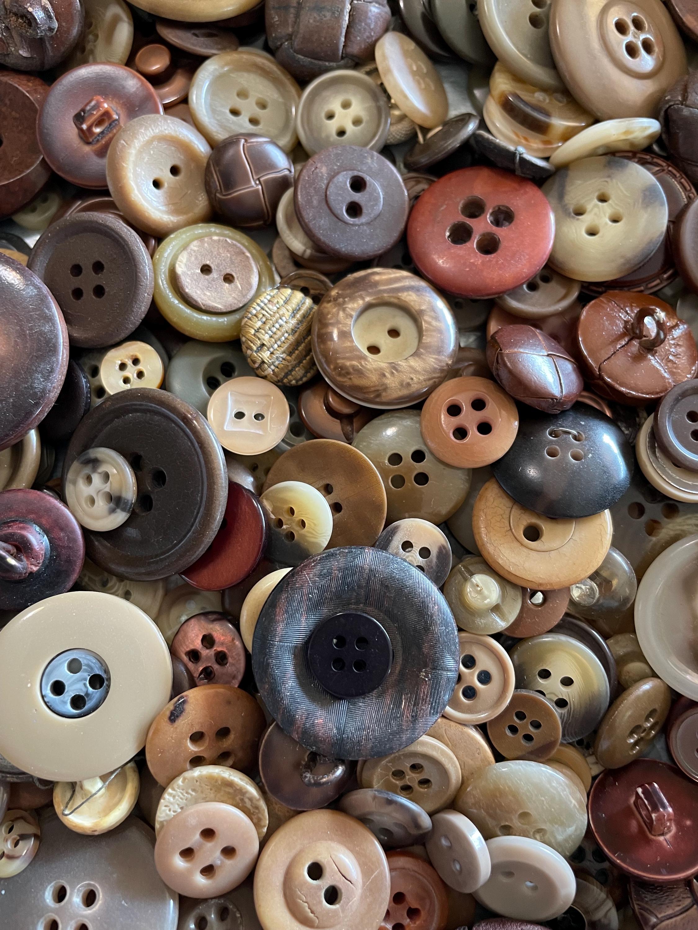 Vintage Brown and Tan Buttons- Set of 100; Crafts, Collection, Sewing ...