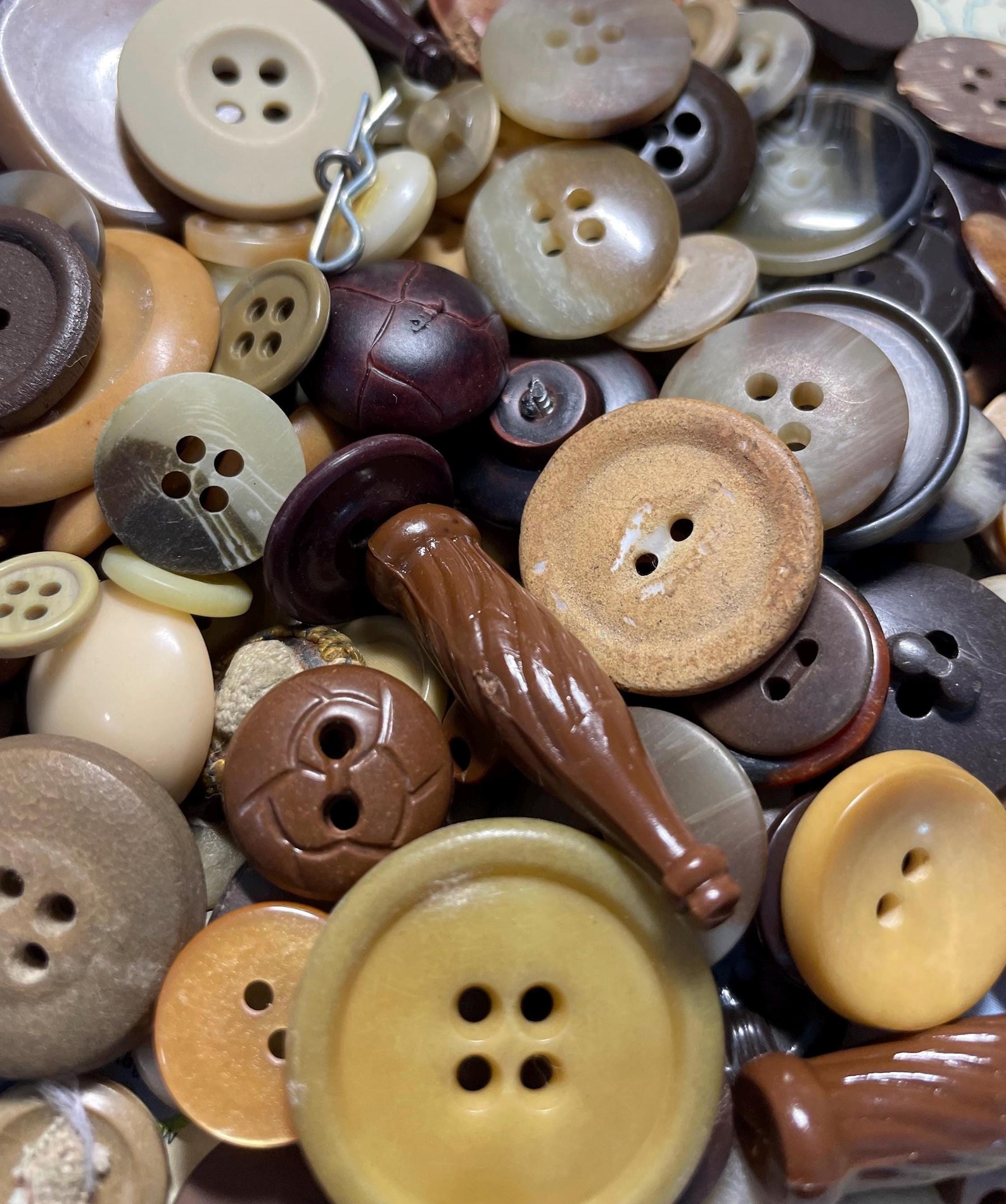 Vintage Brown and Tan Buttons- Set of 100; Crafts, Collection, Sewing ...
