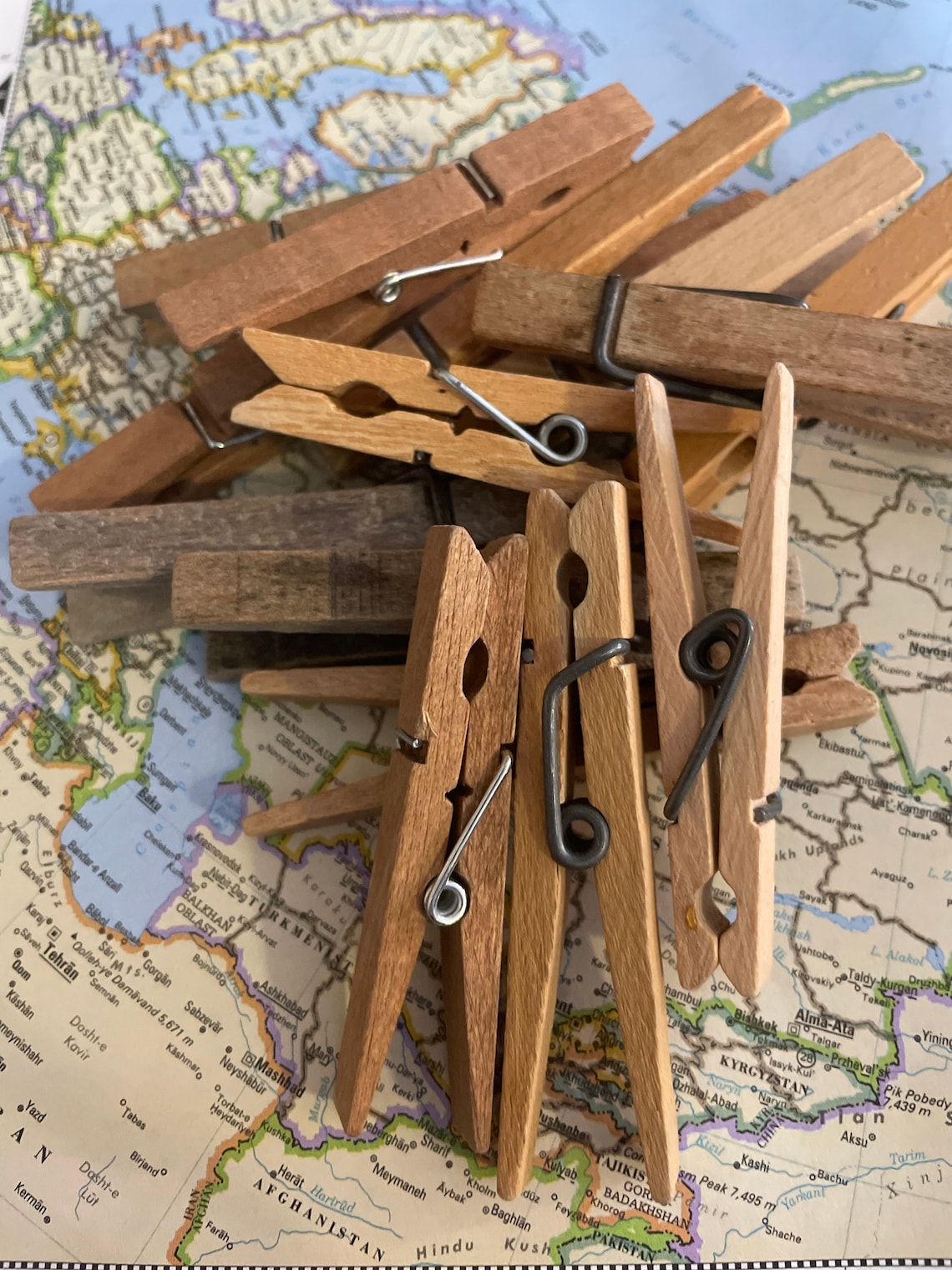 Vintage Clothes Pins- Set of 20 - Etsy
