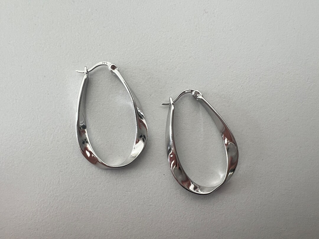 S925 Sterling Silver Mobius Strip Earrings - Etsy