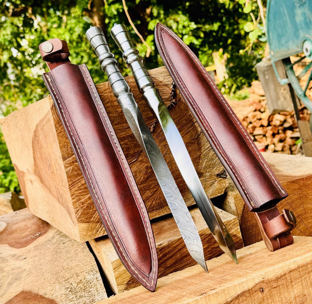 Hand Made Damascus Tri Dagger Damascus Tri Dagger/ Spikes With ...