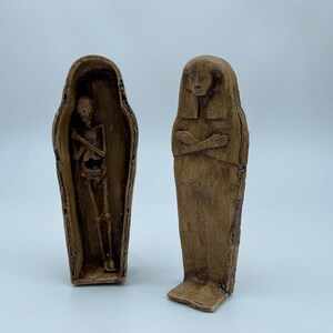Ancient Egyptian Mummy & Sarcophagus Replica – High-resolution 3D ...