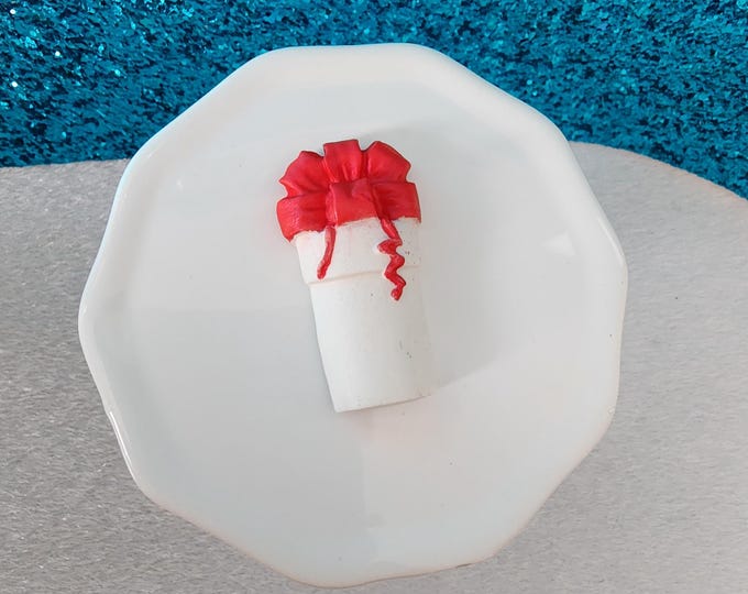 Themed Putty | the Gift | Scent: Under the Christmas Tree. Wt. 9g - Etsy