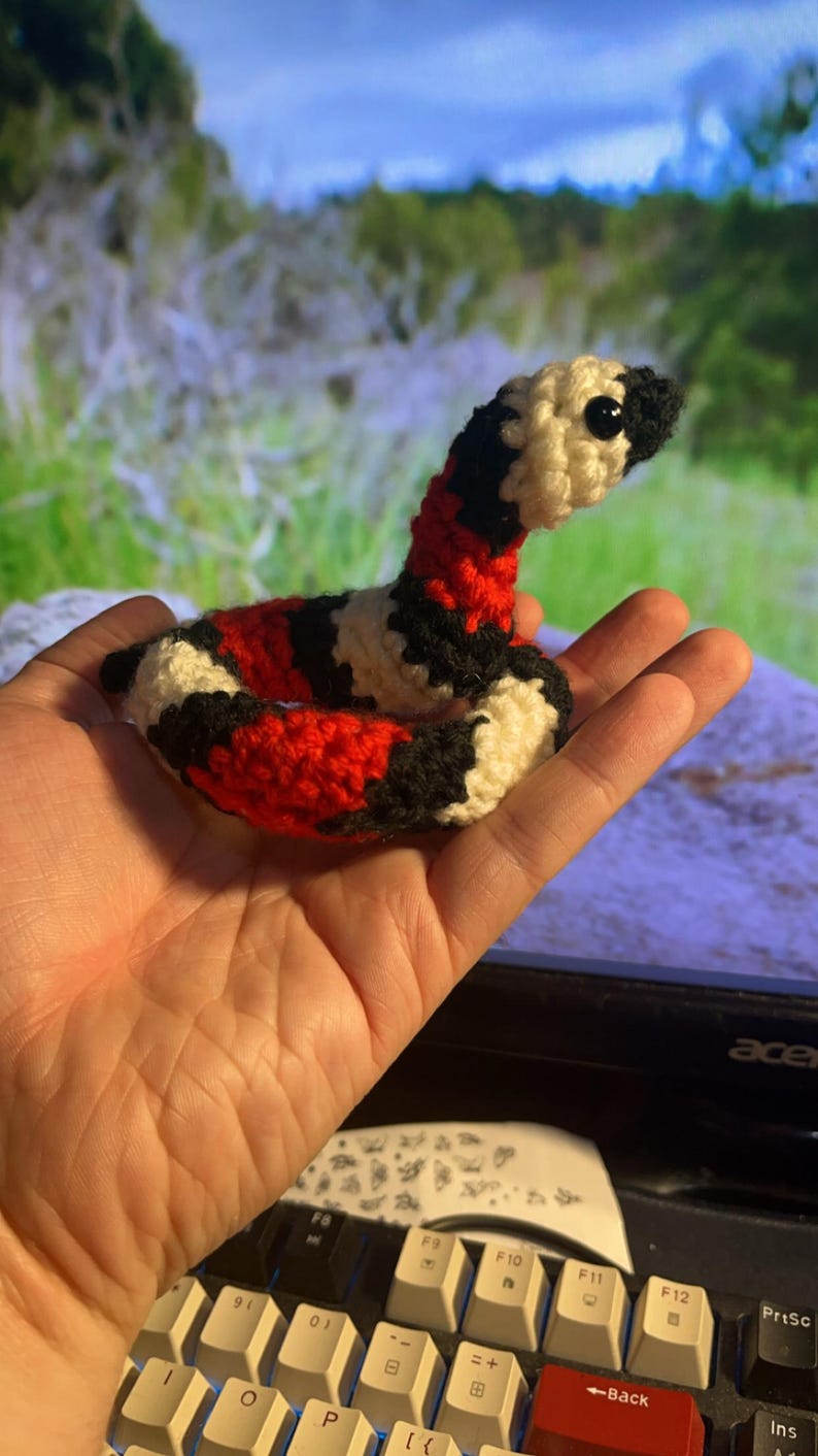Crochet Snake ( Custom Colors; in Stripe Pattern) - Etsy