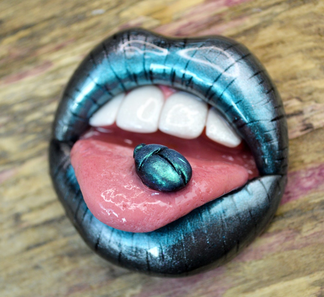 Lip Brooch Magnet Blue Beetle Mouth Pin Goth Lip Jewelry - Etsy