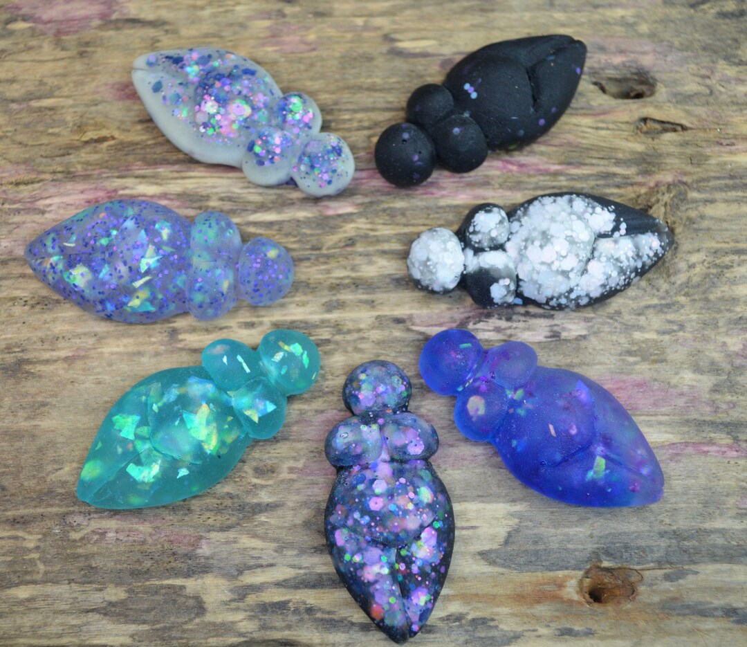 Pocket Goddess Charm Venus Willendorf Color of Your Choice - Etsy