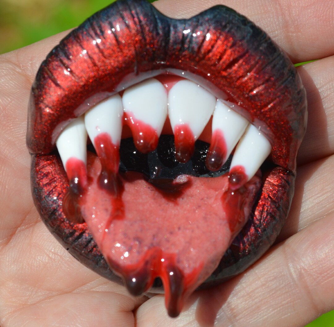 Red and Black Fang Mouth Lips Vampire Lip Pin Badge Reel Magnet Goth ...