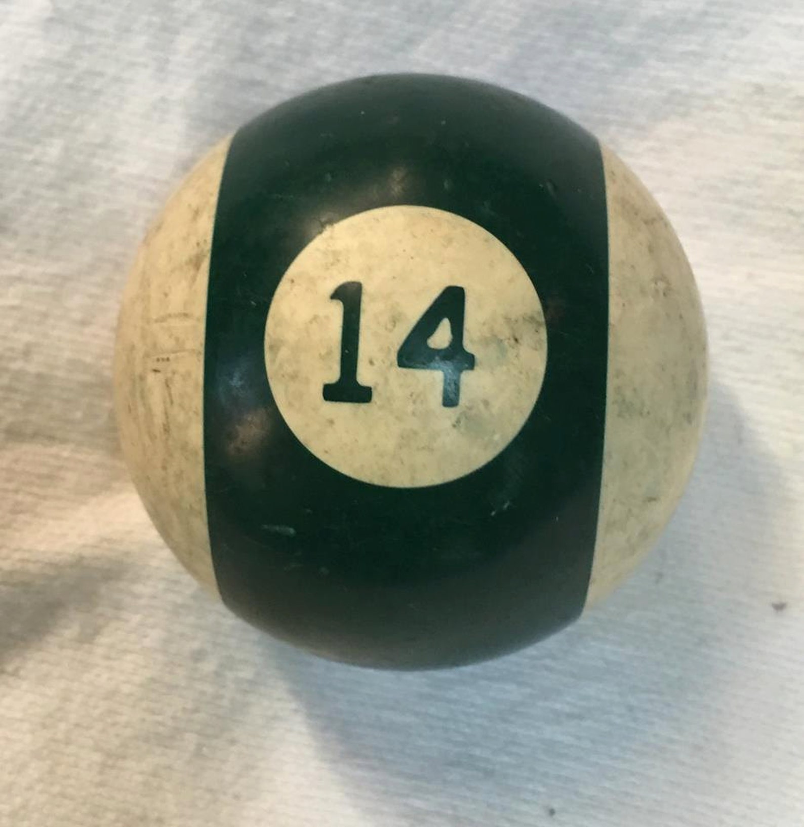 Number Ten 14 VINTAGE Billiard Ball Pool Ball Stripe Green - Etsy