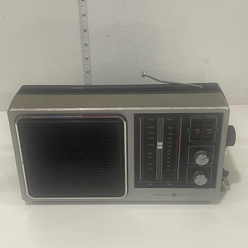 80s Portable Radio - Etsy UK
