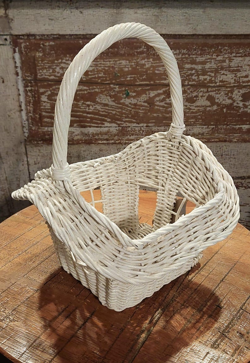 Small White Decorative Basket - House Scene With Wooden Flower on Front ...