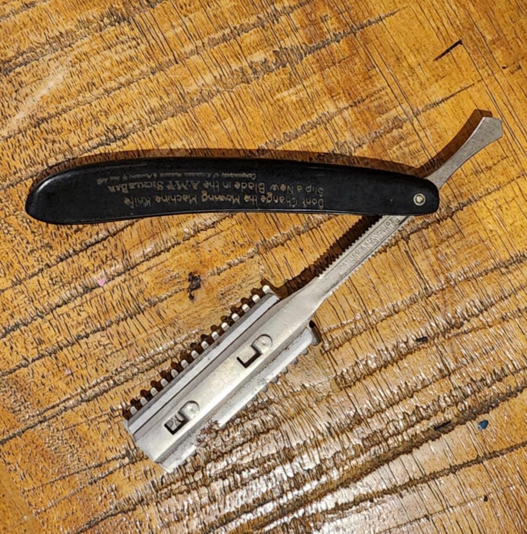 Vintage Durham A.M.F Sickle Bar - the Safety Razor of the Field ...