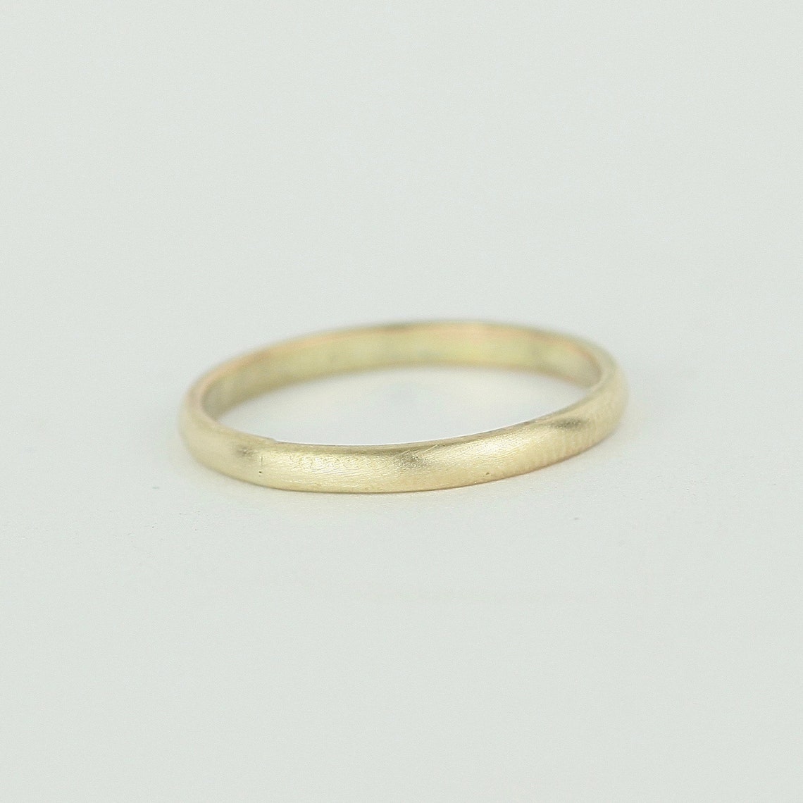 9ct Gold Recycled Wedding Ring. Simple 2mm D Shape Wedding Band ...