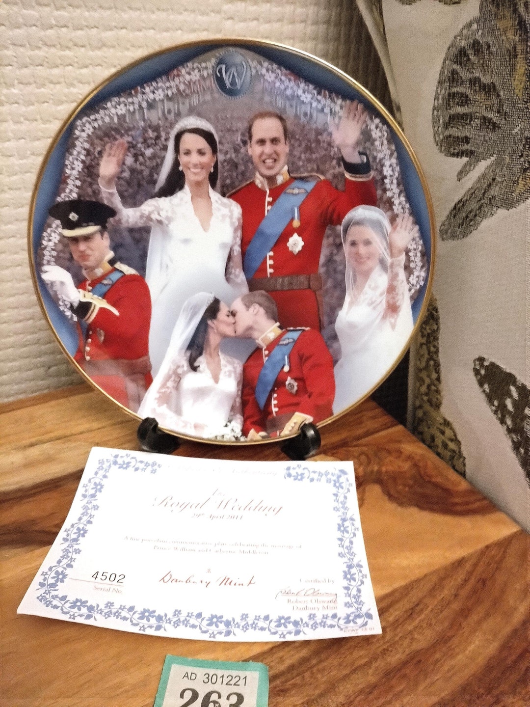 Commemorative Plate by Dandbury Mint .the Royal Wedding of the Marriage ...
